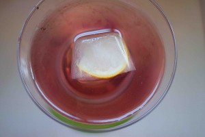 (Smiling) Lemon Drop Ice Cubes – Clearly Delicious