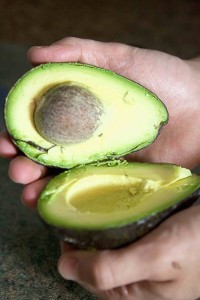 How To: Cut an Avocado – Clearly Delicious